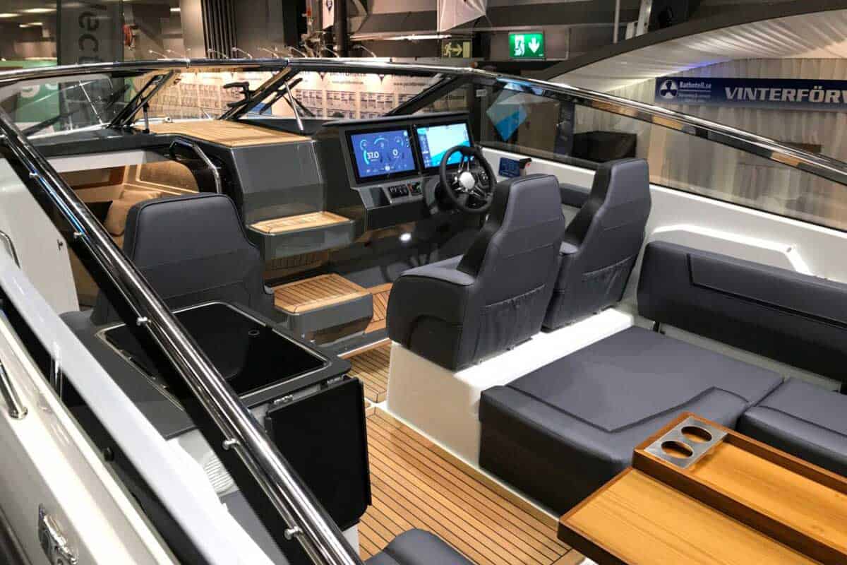 Yamarin 88 DC Premium - Sjøberg Båt